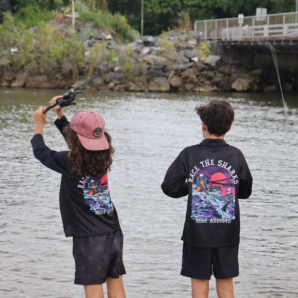 Kids Race The Sharks – Reef Addicts